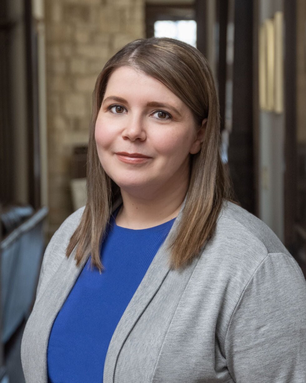 Top-Rated Orthopedic Surgeon in Chicago, IL | Dr Gregory N Drake DO